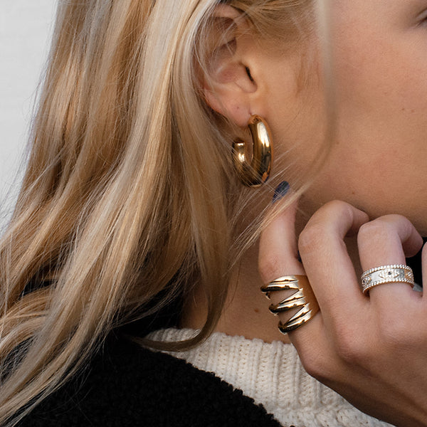 Hollow C Shaped Hoop – Chic Streets