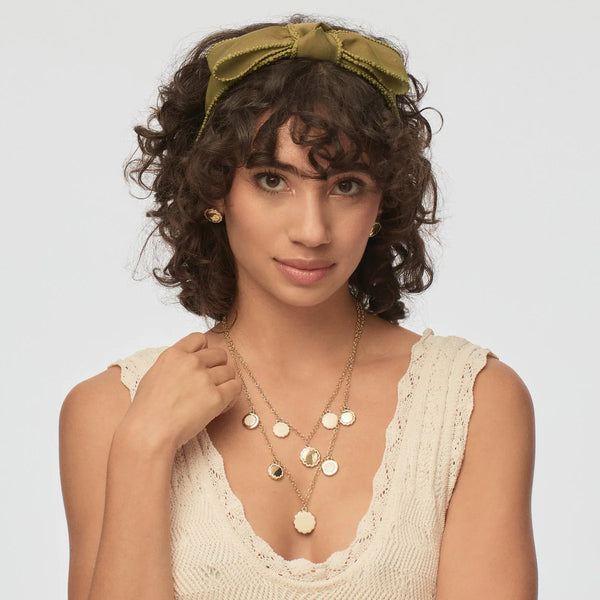 Gold Scalloped Coin Layered Necklace – Chic Streets